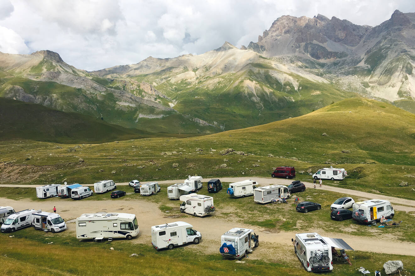 Nature alpine sauvage et villages pittoresques – Autocaravane