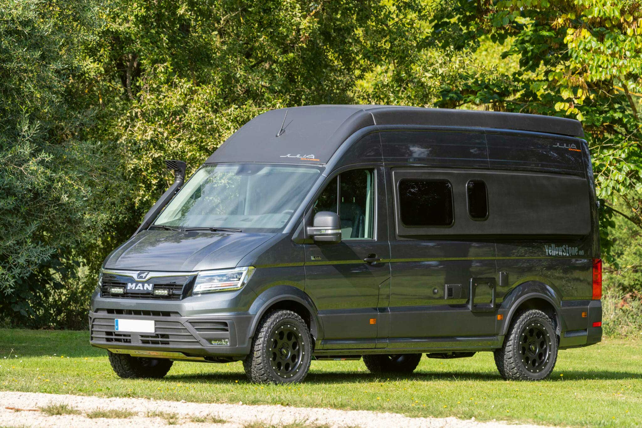 Arrivée de JuliàCamper chez Caravanes Treyvaud – Autocaravane