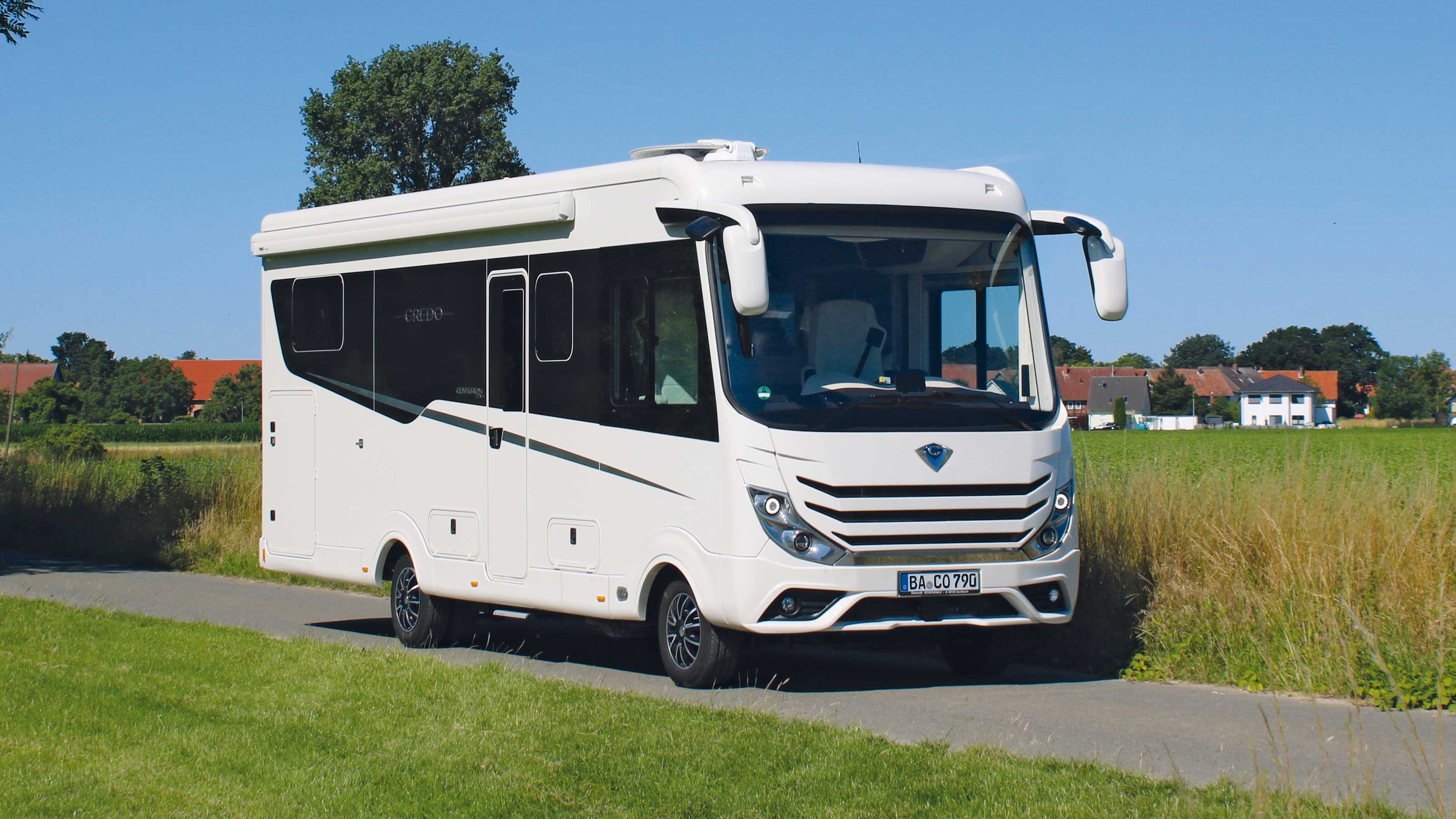 Le liner de luxe compact : Concorde Credo 790 MI – Autocaravane