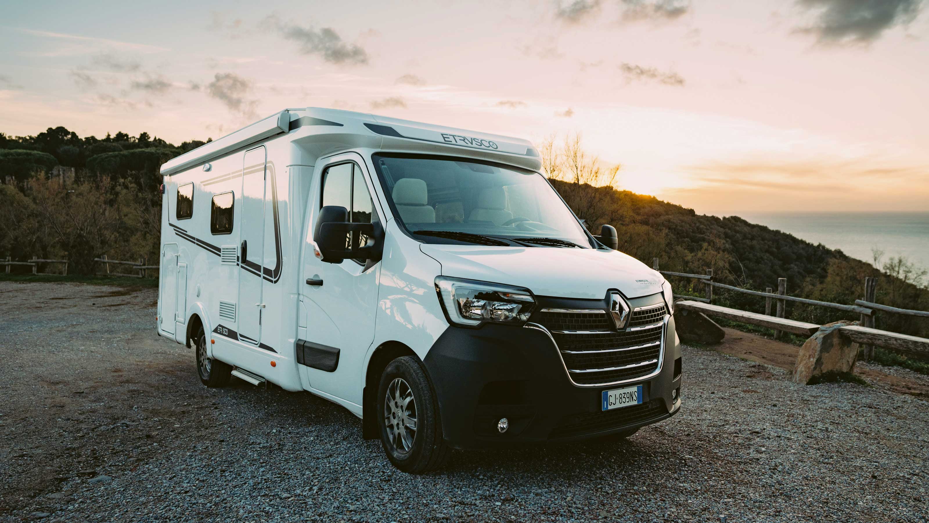 Des versions de base éprouvées : Etrusco sur Renault – Autocaravane