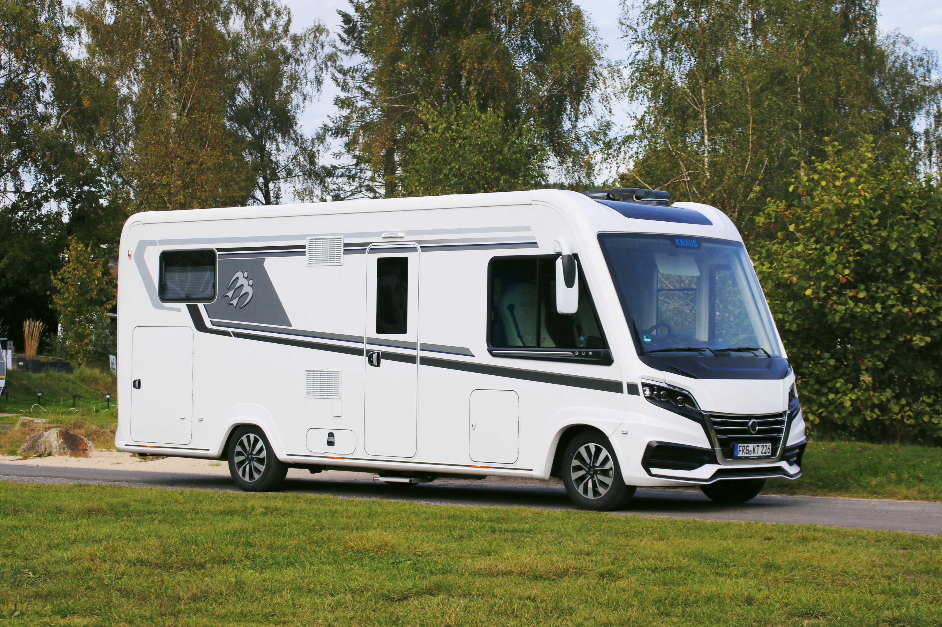 Fahraktiver eleganter Luxus-Liner von Knaus – Wohnmobil und Caravan